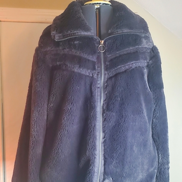 GreenTea | Jackets & Coats | Green Tea Gray Full Zip Lined Furry Jacket ...